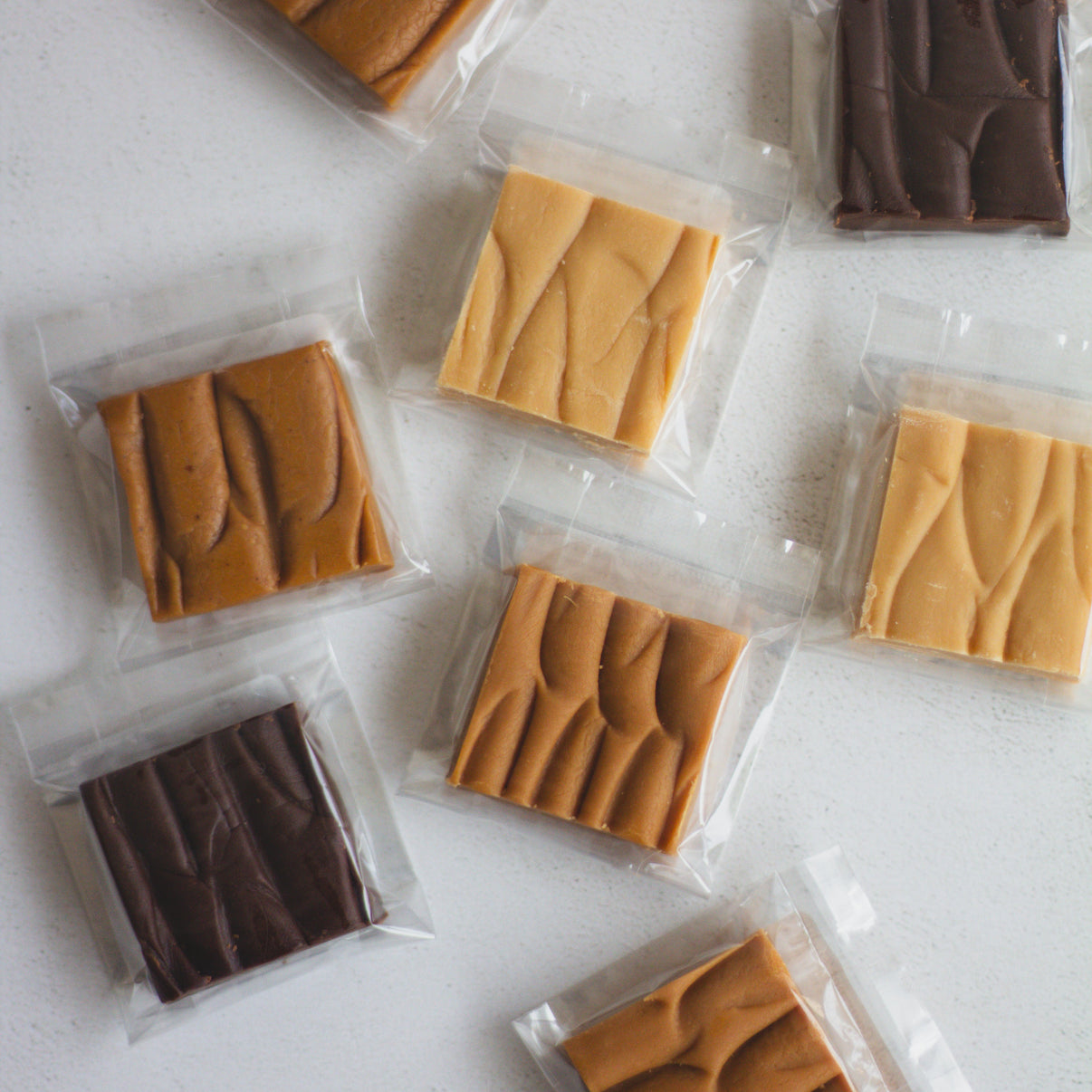 Bulk Pack - Classic Fudge - 100 x Small Blocks 4x4cm – Oh My Fudge That ...